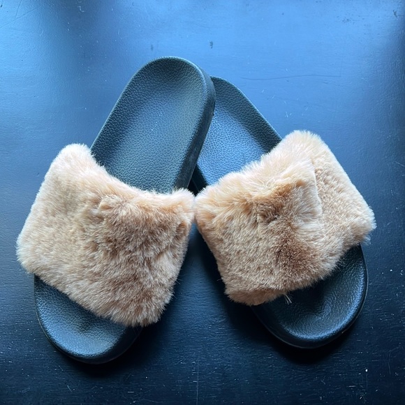 Shoes | Womens Fuzzy Slides | Poshmark